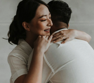 15 Ide Kado Ulang Tahun untuk Suami, Bermanfaat dan Berkesan | Studiokado